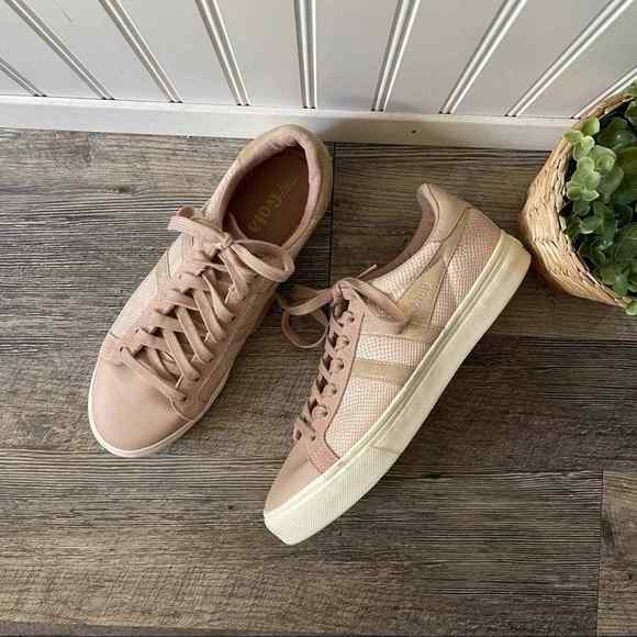 Gola | Shoes | Gola Pink Orchid Lizard Leather Sneakers Womens | Poshmark